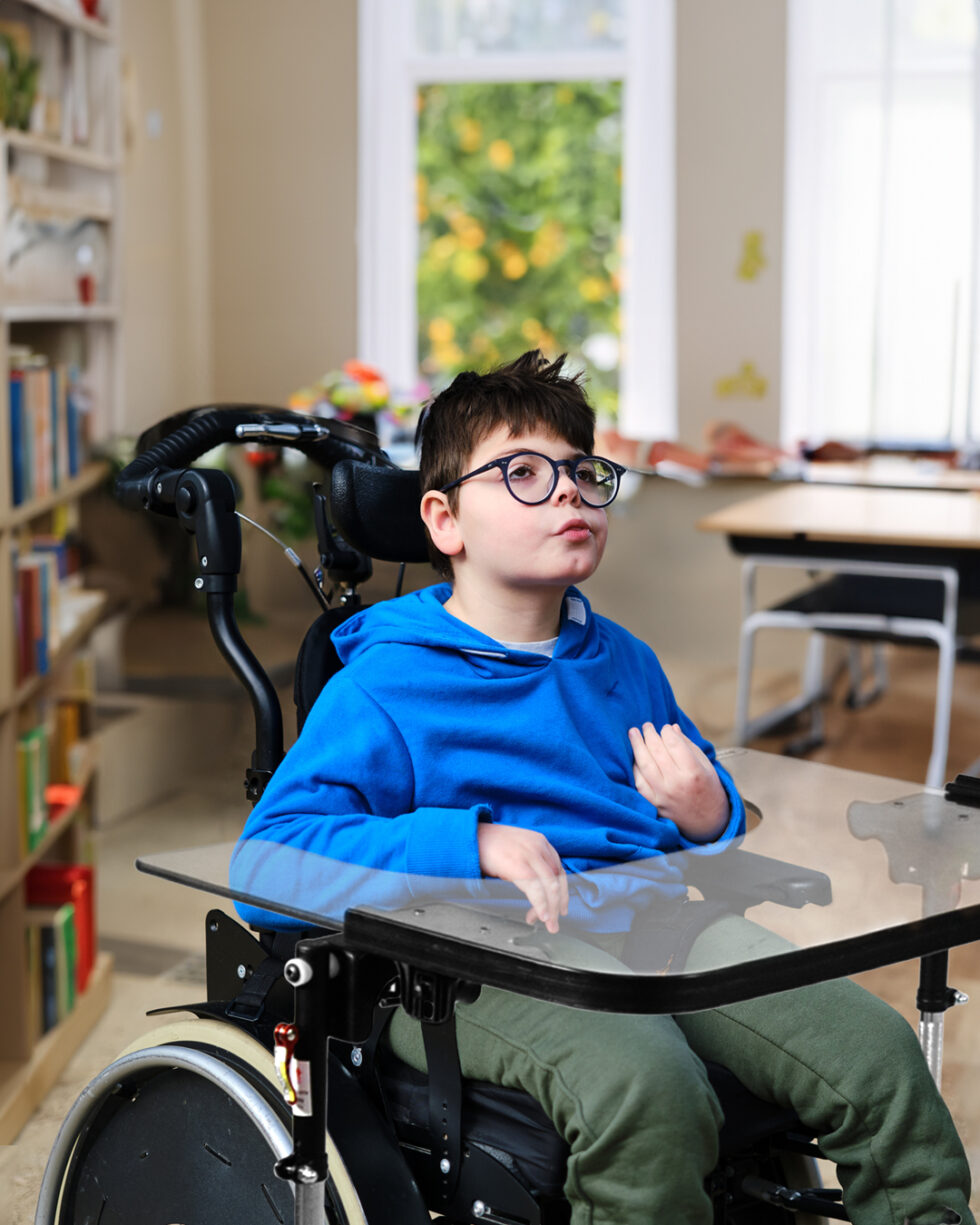 adaptive chair - Adaptive Activity Tray - Chill-Out Chair